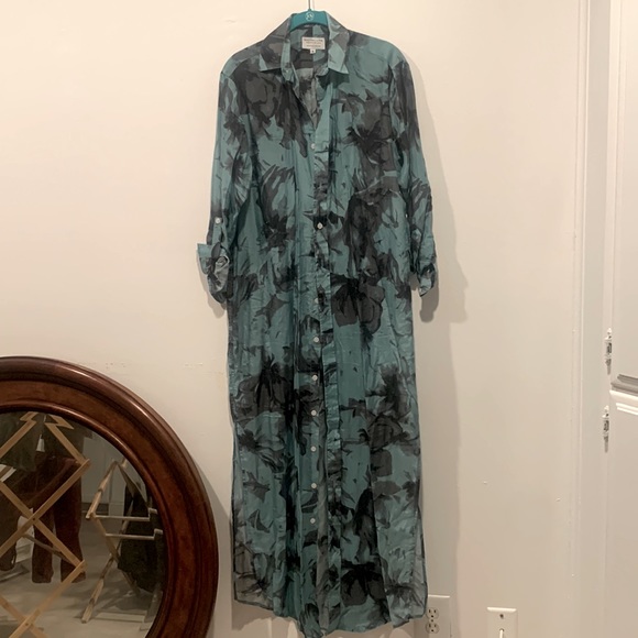 emily phillips | Dresses | Emily Phillips Made In The Usasilk Blend ...
